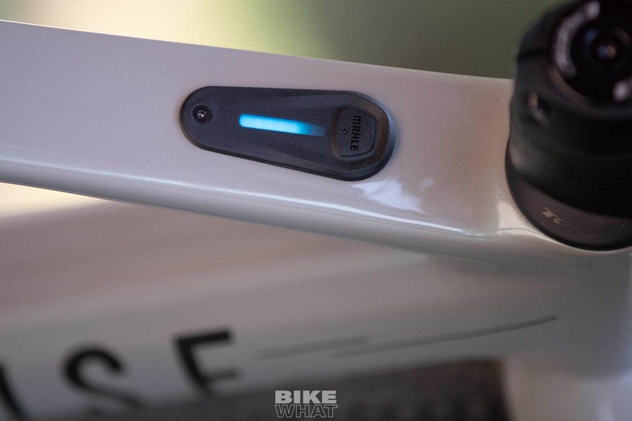 말레 X20 시스템 사용한 e그래블 자전거, 네오와이즈 FX20 - BikeWhat